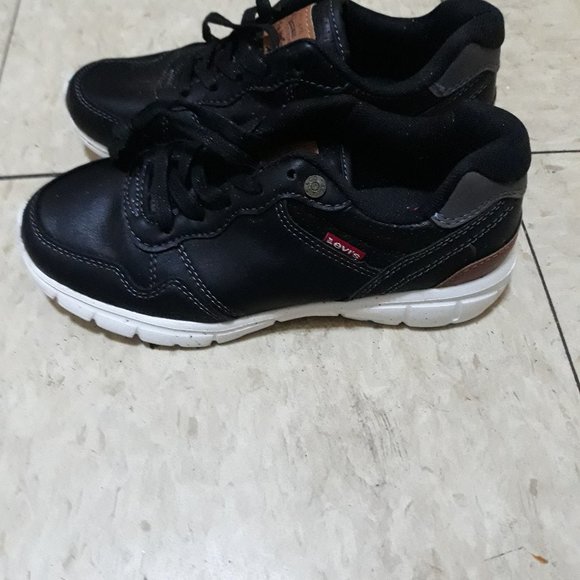 Levi's | Shoes | Levis Shoes | Poshmark